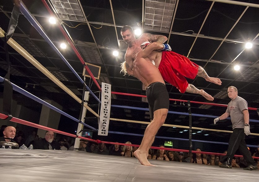 Takedown pris en guillotine: cause de nombreuses blessures horribles ...