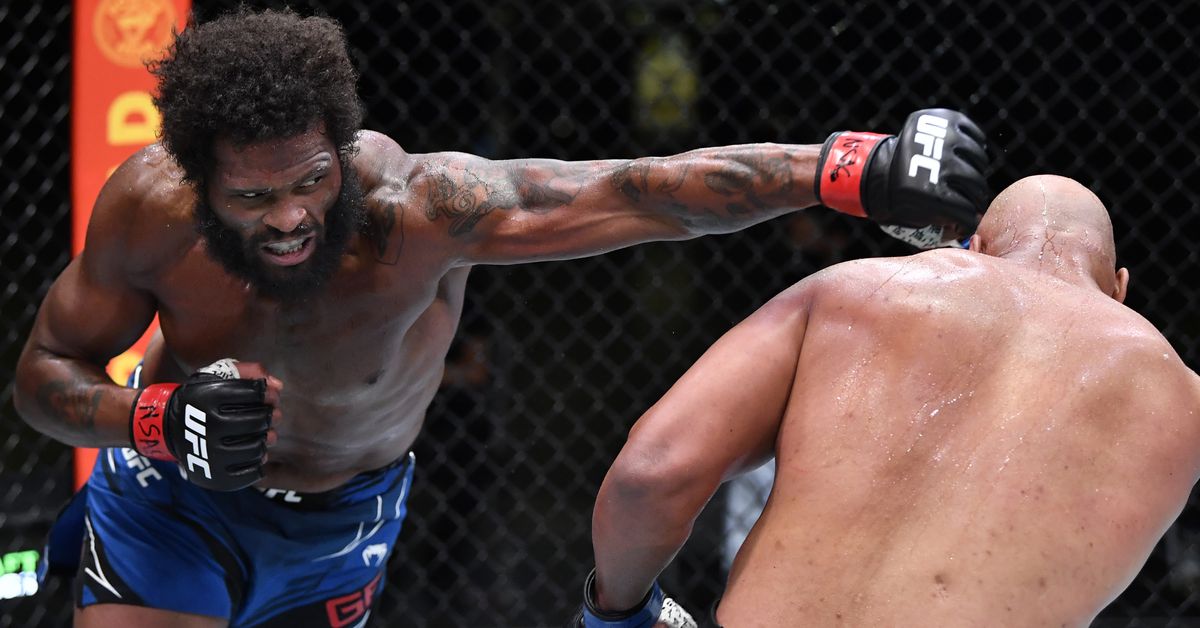 L'UFC coupe Maurice Greene après sa défaite à l'UFC Vegas 26 - MMA center