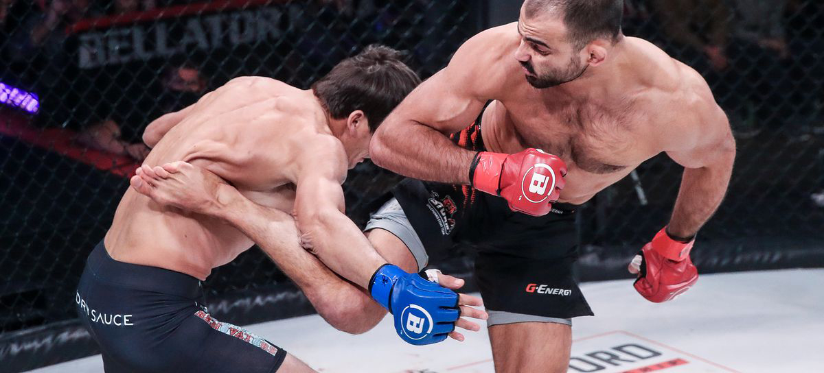 Chance Rencountre montre des blessures massives après un coup de pied ...