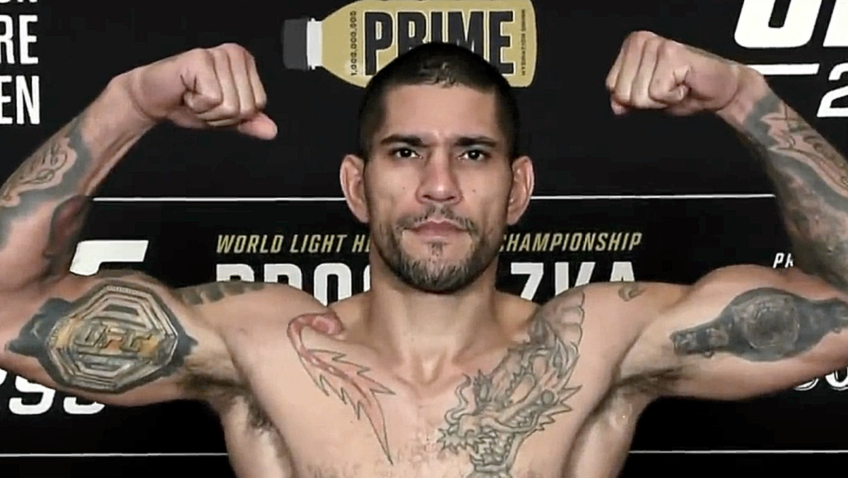 Alex Pereira bat Jiri Prochazka par KO lors de l'événement principal de ...